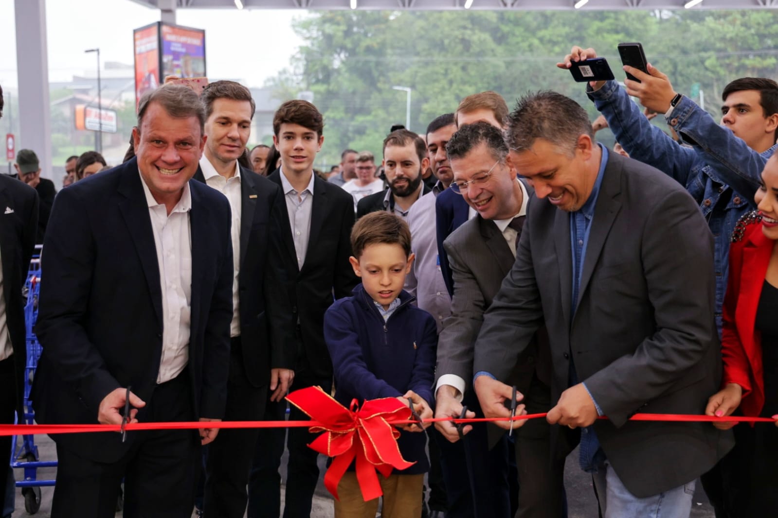Max Atacadista é inaugurado em Campo Largo pelo Grupo Muffato